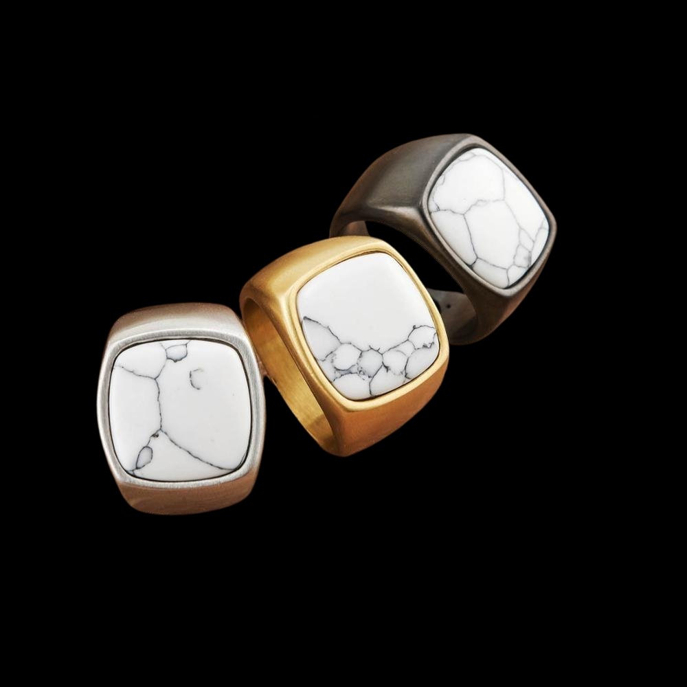 Minimal Gem Sigil Ring – Chrome Cult